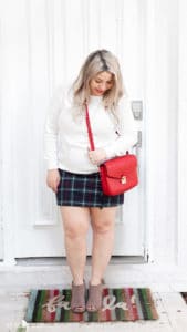 20 Red Bag Outfit Ideas: Put Your Best Face Forward